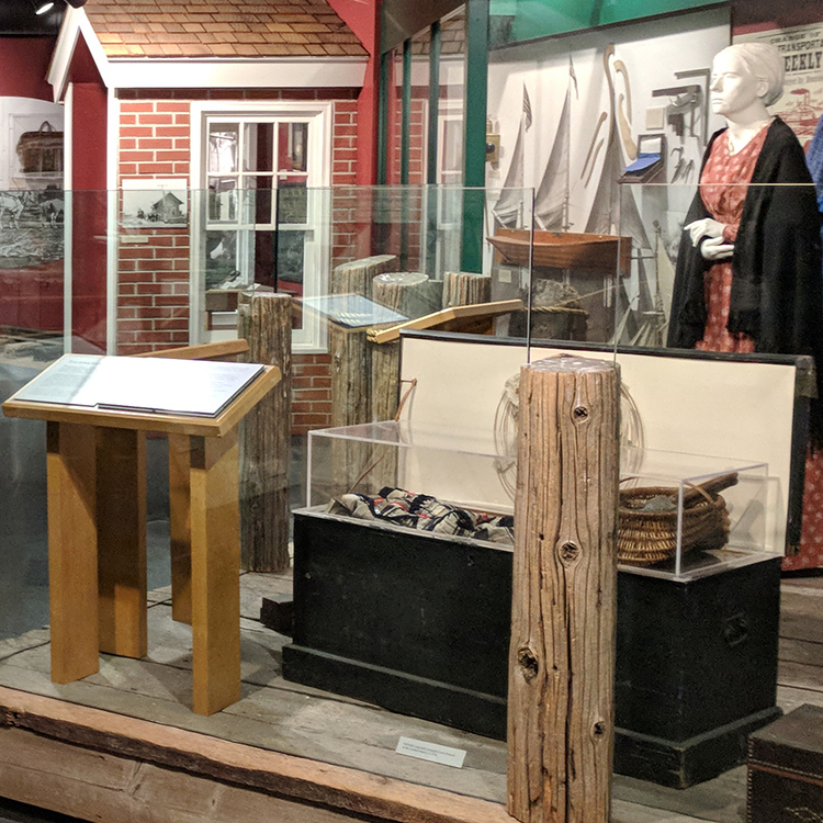 Exhibits - Wisconsin Historical Museum